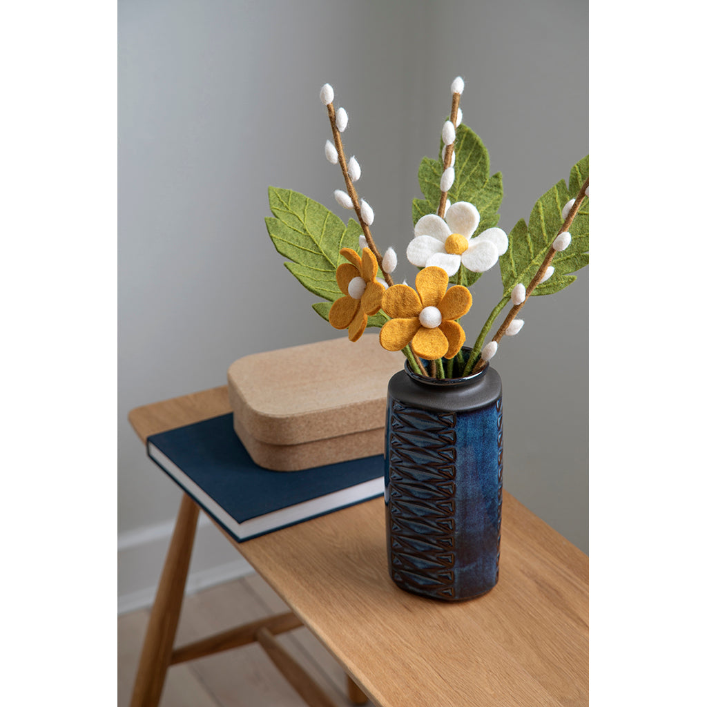 Felted Wool Simple Flower – Nature Shop UK